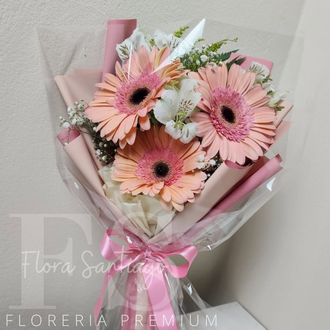 Ramo de 3 gerberas con follaje envuelto en papel coreano para regalo – Flores a domicilio
